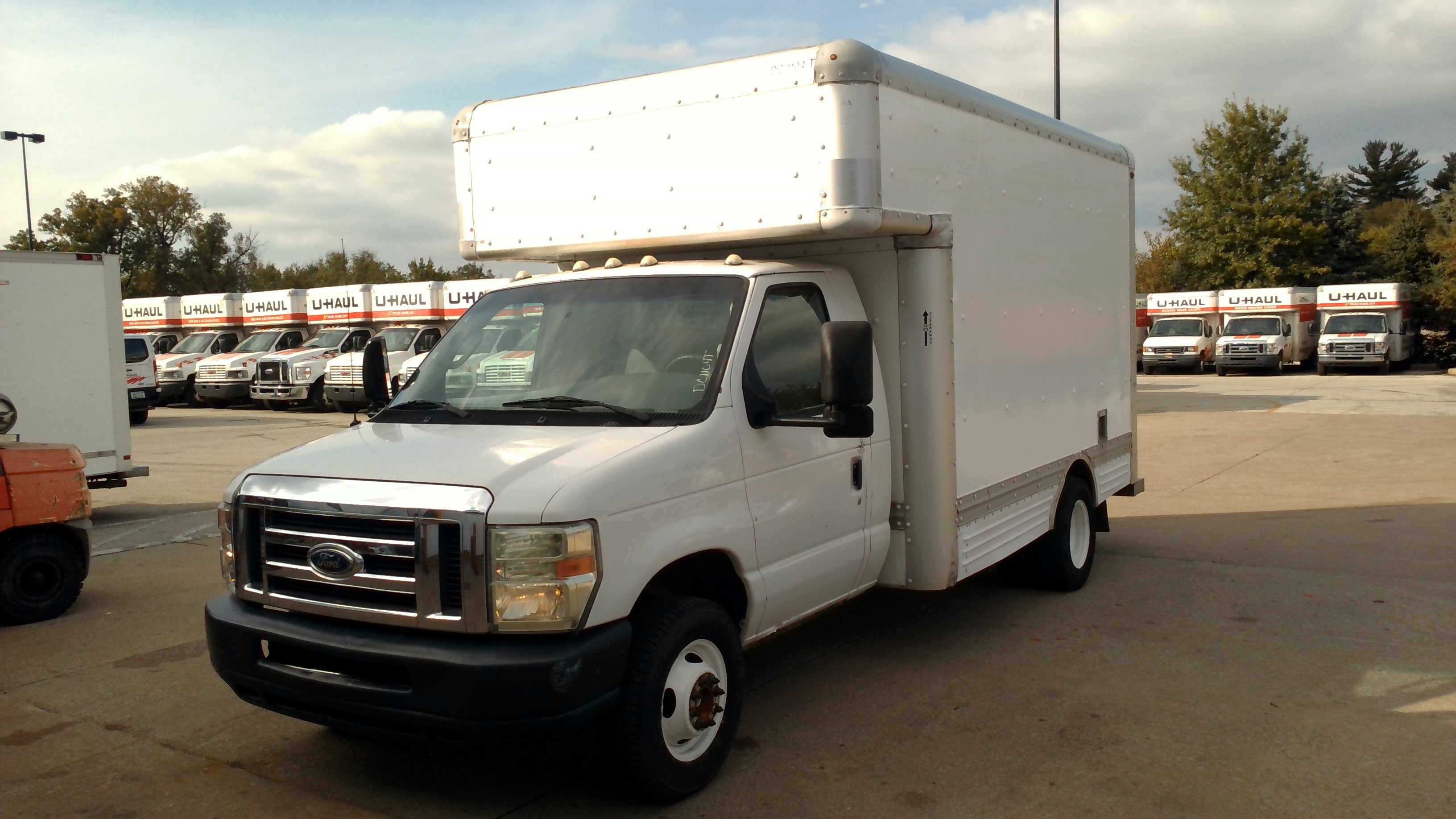 2008 14' Box Truck for Sale in Valparaiso, IN 46383 | U-Haul Truck Sales