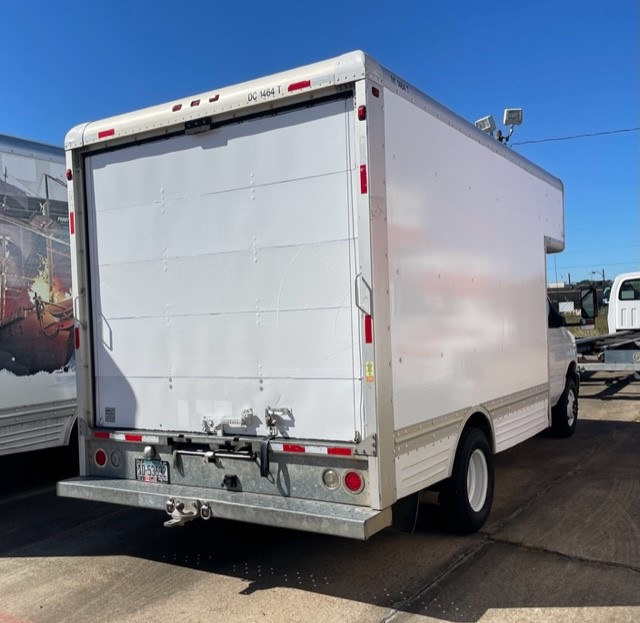 2008 14' Box Truck for Sale in Shreveport, LA 71108 | U-Haul Truck Sales