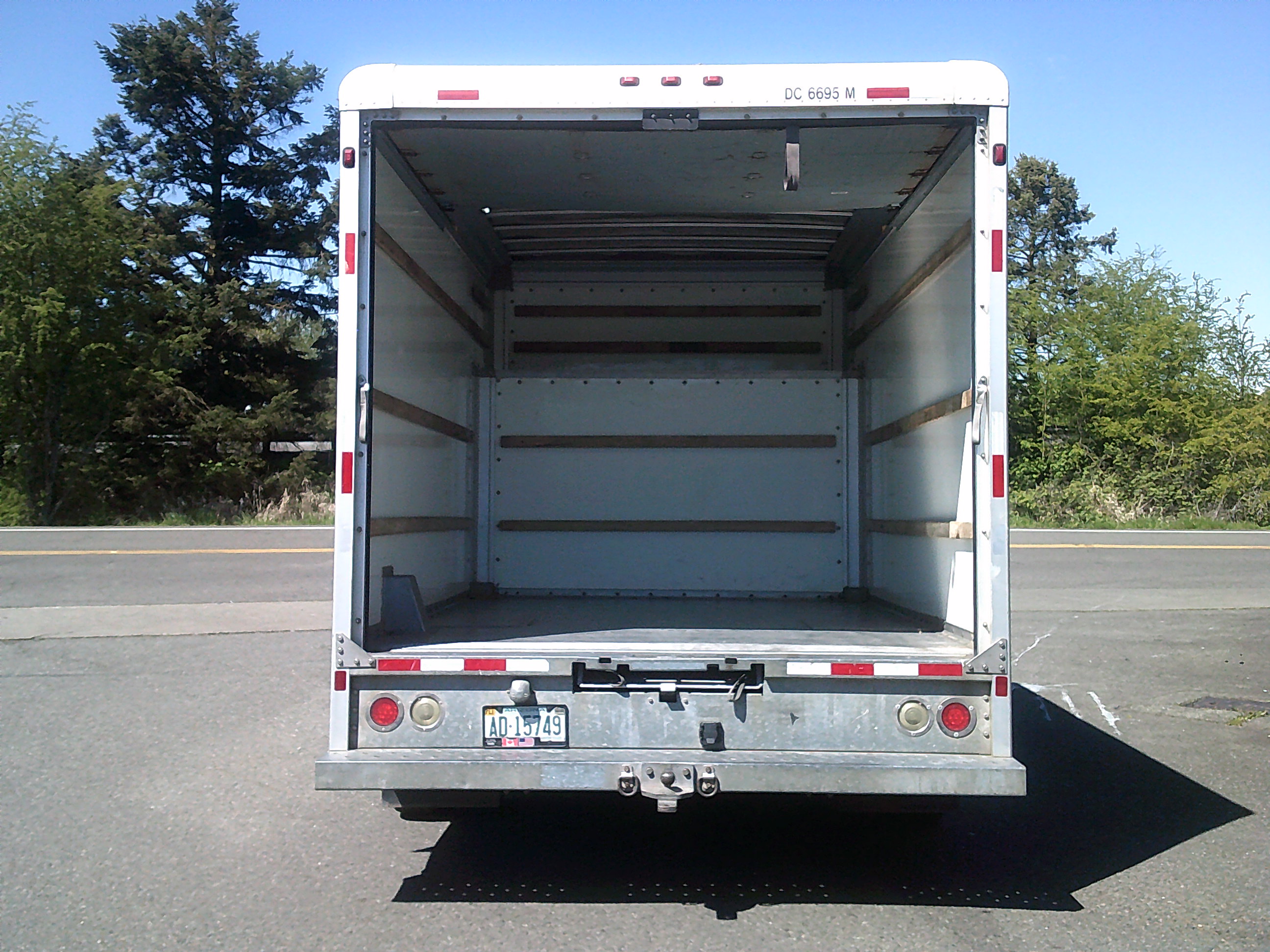 2006 14' Box Truck for Sale in Auburn, WA 98001 | U-Haul Truck Sales