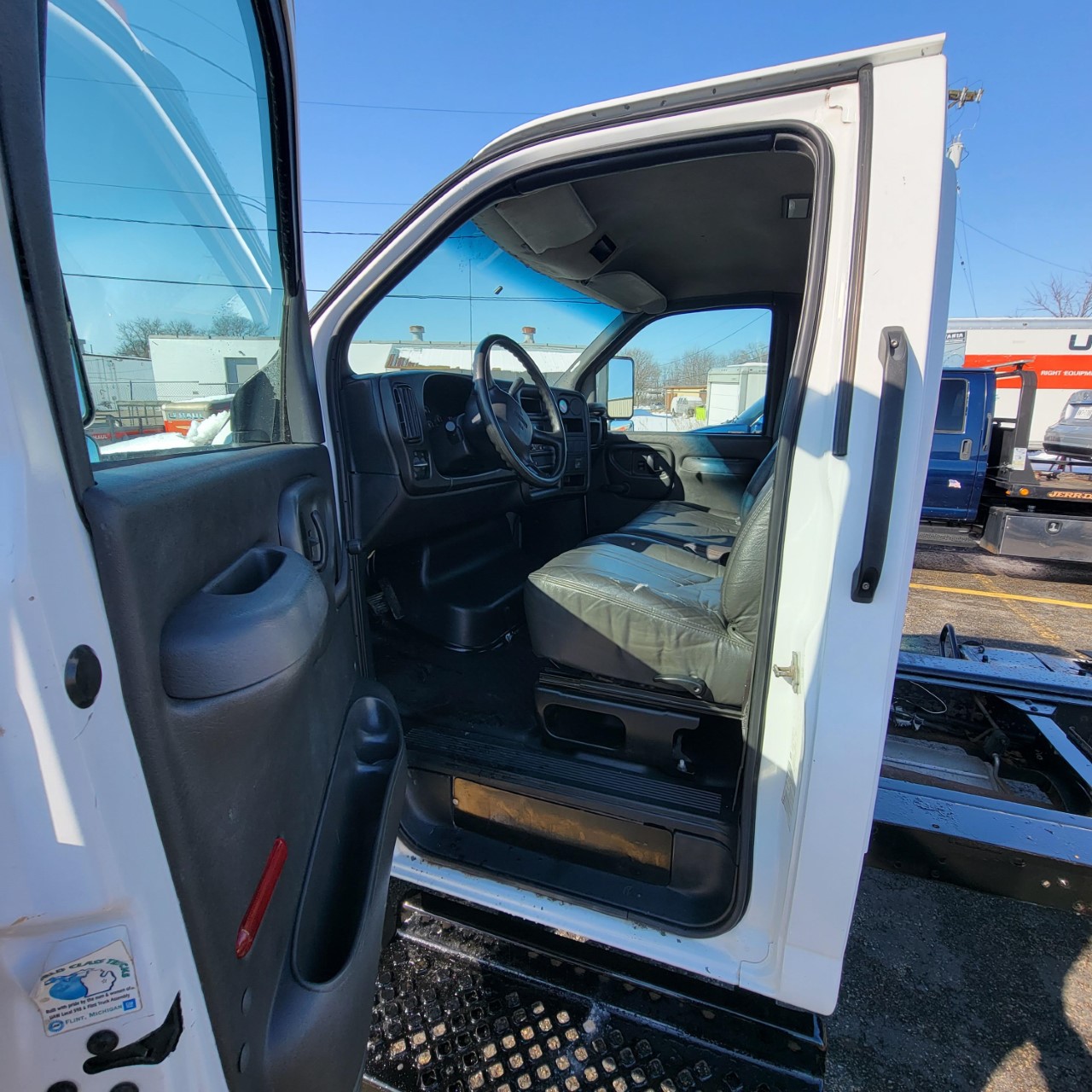 2006 GMC 5500 Cab and Chassis for Sale in Eau Claire, WI 54703 | U-Haul ...