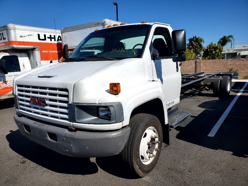2007 GMC 5500 Cab and Chassis for Sale in Fullerton, CA 92832 | U-Haul Truck Sales