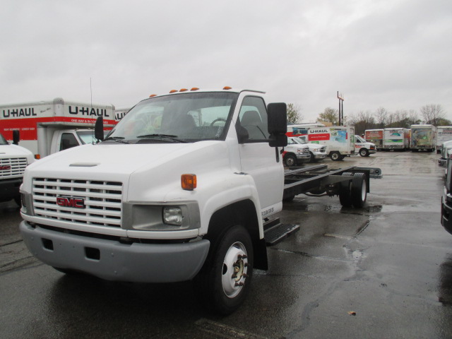 2008 GMC 5500 Cab and Chassis for Sale in Battle Creek, MI 49015 | U ...