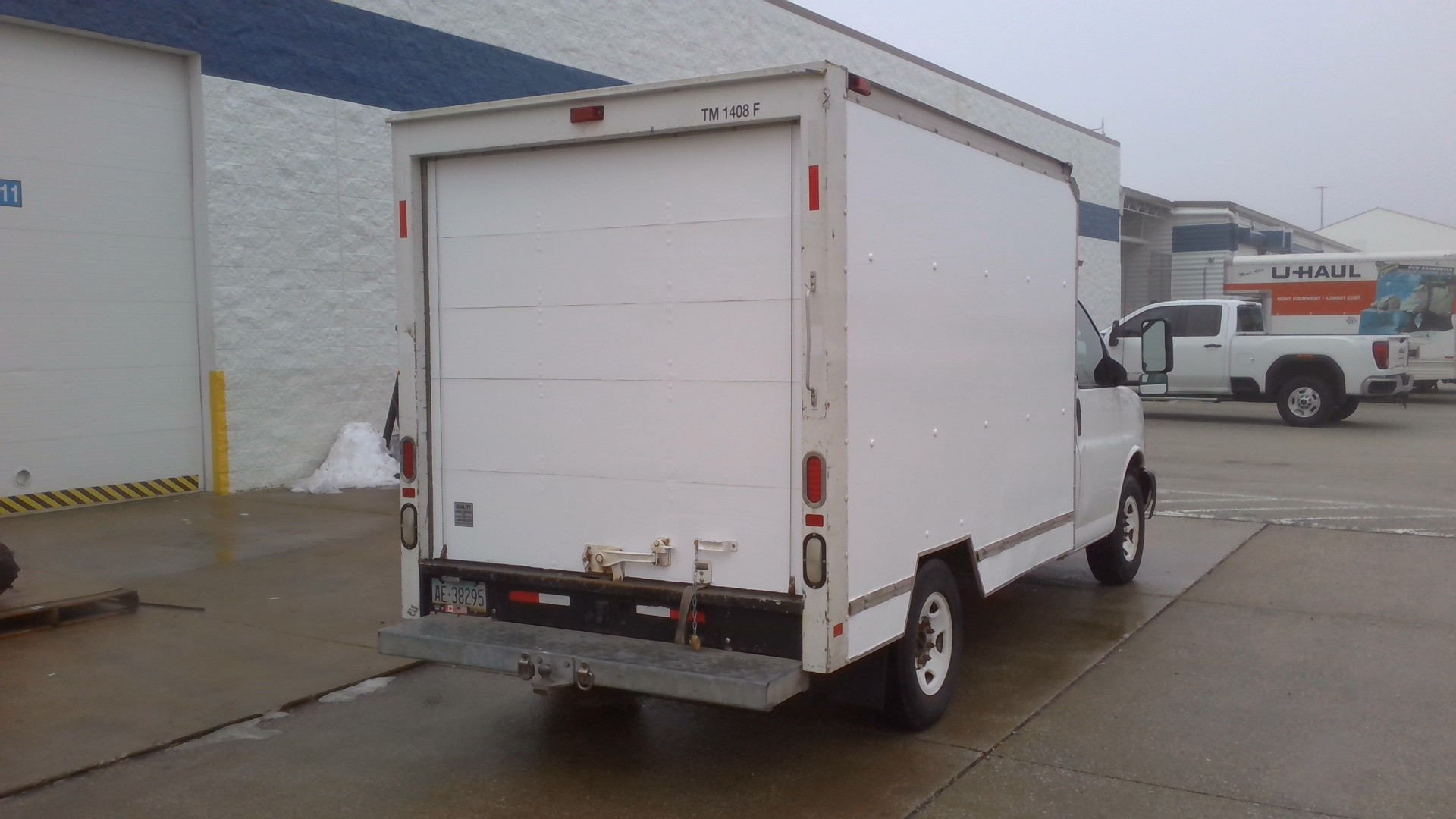2012 10' Box Truck for Sale in Glenwood, IL 60425 | U-Haul Truck Sales