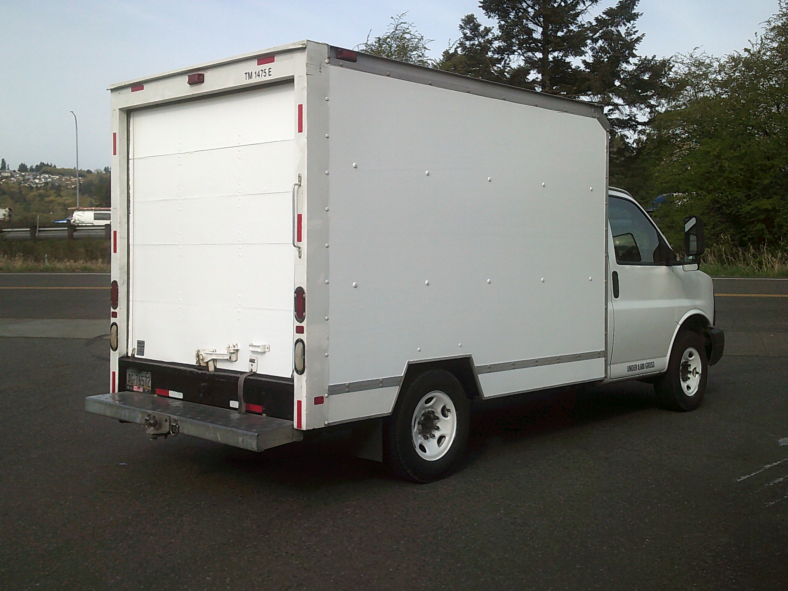 2013 10' Box Truck for Sale in Tacoma, WA 98444 | U-Haul Truck Sales