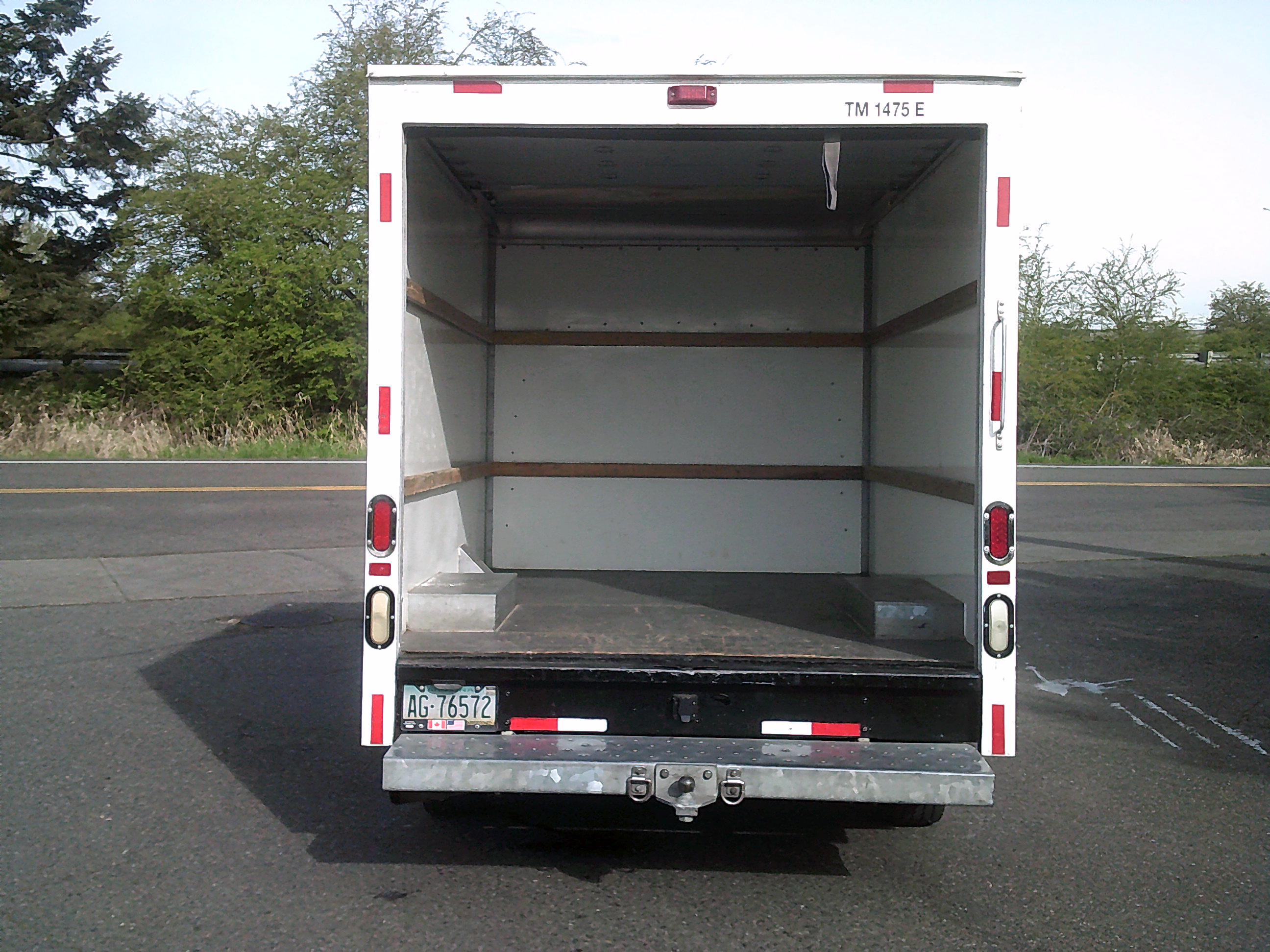 2013 10' Box Truck for Sale in Tacoma, WA 98444 | U-Haul Truck Sales