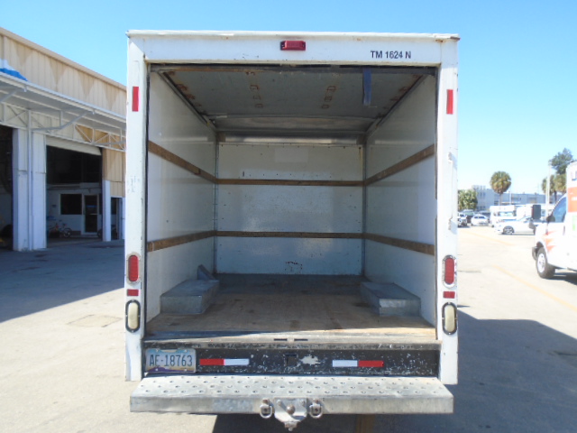 2011 10' Box Truck for Sale in Medley, FL 33166 | U-Haul Truck Sales