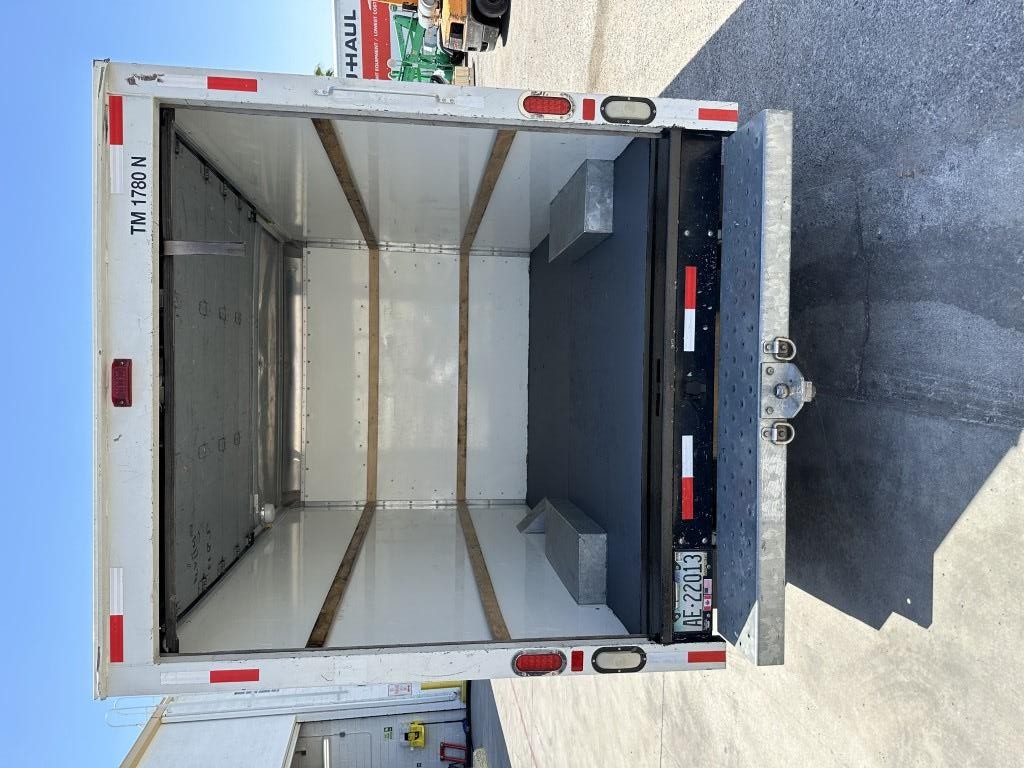 2011 10' Box Truck for Sale in North Las Vegas, NV 89030 | U-Haul Truck ...