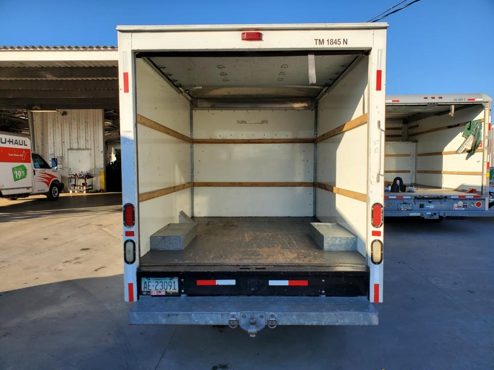 2011 10' Box Truck for Sale in City Of Industry, CA 91744 | U-Haul ...