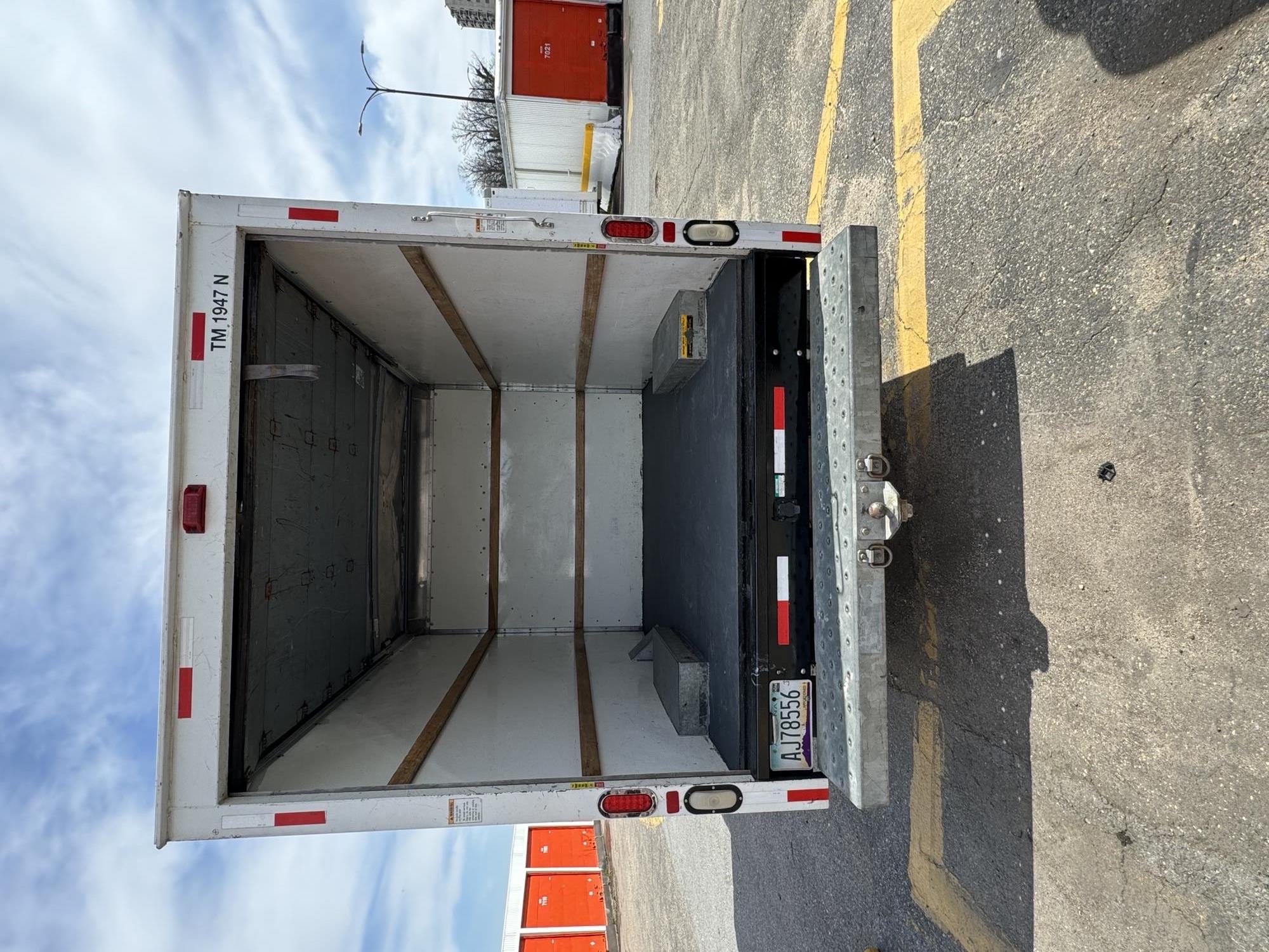 2011 10' Box Truck for Sale in Hyattsville, MD 20785 | U-Haul Truck Sales