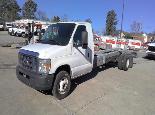 2011 Ford E450 Class-4 Medium Duty Cab and Chassis for Sale in ...